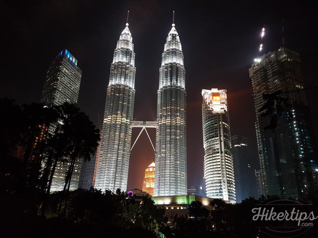 Petronas Twin Towers, the symbol of Kuala Lumpur - HikerTips
